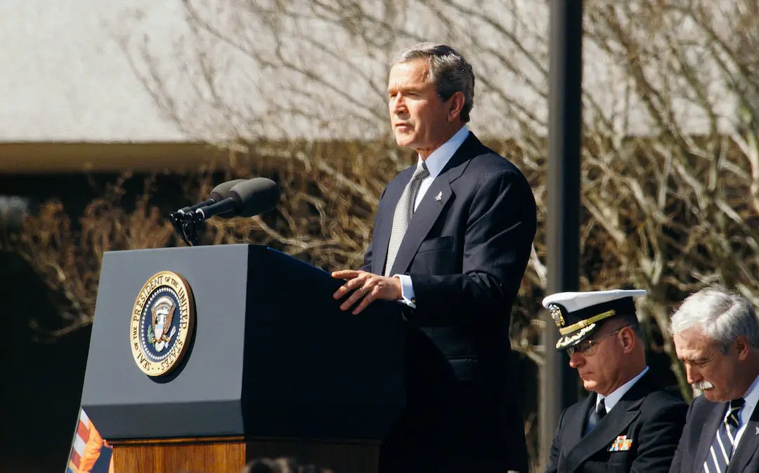 Bush’s Daughter Reveals How He Wanted to Spice Up Mom’s Angry Letter ...