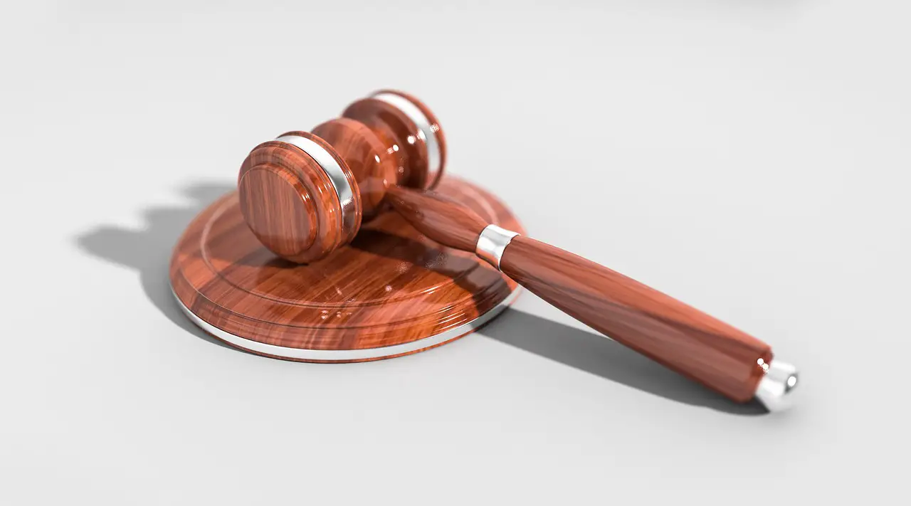 Judges Block Trump from Restoring Order in Illinois Chaos: Does ...
